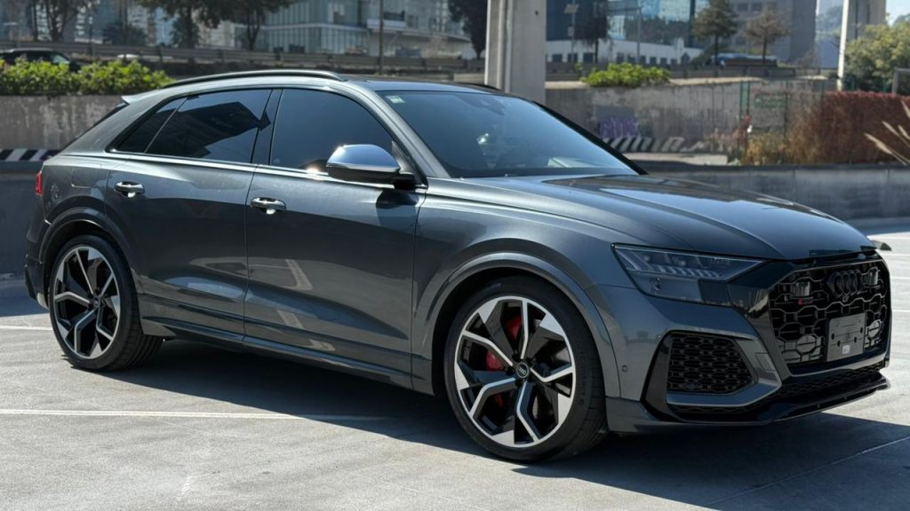 GP AUTO — Audi Q8 4x4 2021
